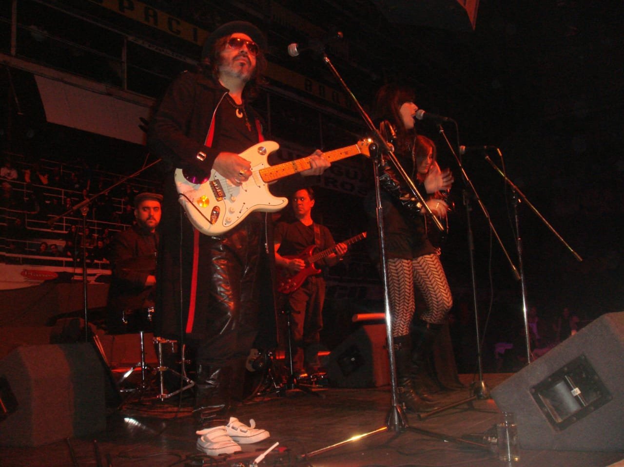 Contratar a VINILOS al: 011 5452-1766 / Bandas de Covers
